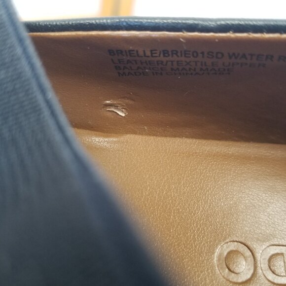 Blondo | Shoes | Blondo Size 95 Brielle Ballet Flats Leather Shoes Navy ...